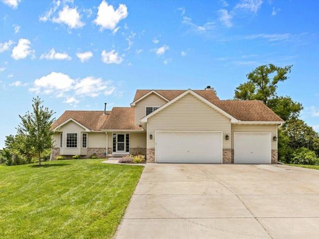 9142 Harpers Ct NE, Blaine, MN 55449