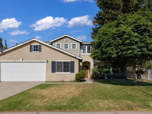 9143 Countryside Ave, Delhi, CA 95315