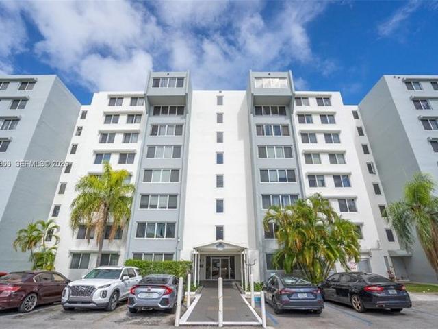 9143 SW 77th Ave Apt B105, Miami, FL 33156