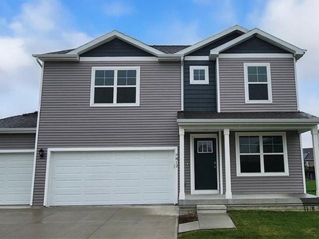 914 2nd St NE, Altoona, IA 50009