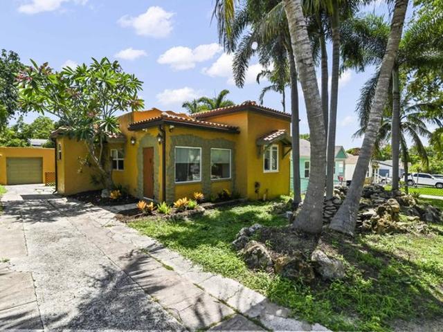 914 30th Ct, West Palm Beach, FL 33407