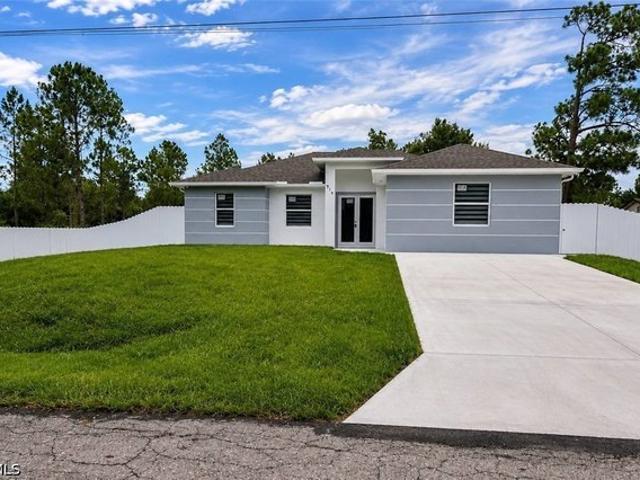 914 5th Ave, Lehigh Acres, FL 33972