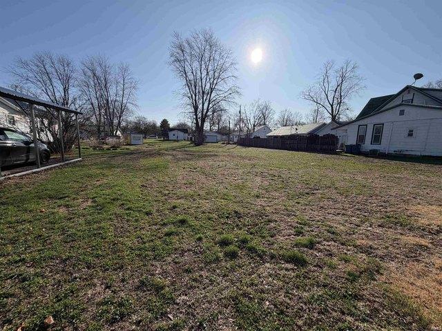 914 6th St, Covington, IN 47932