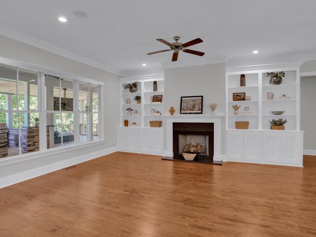 914 Battenkill Court