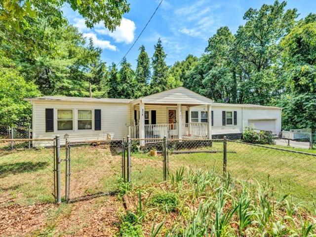 914 Givens Tyler Rd, Salem, VA 24153