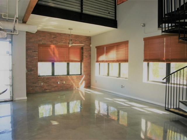 914 E Osborn Road # Unit 218