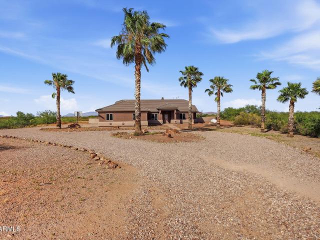 914 E Savino Court