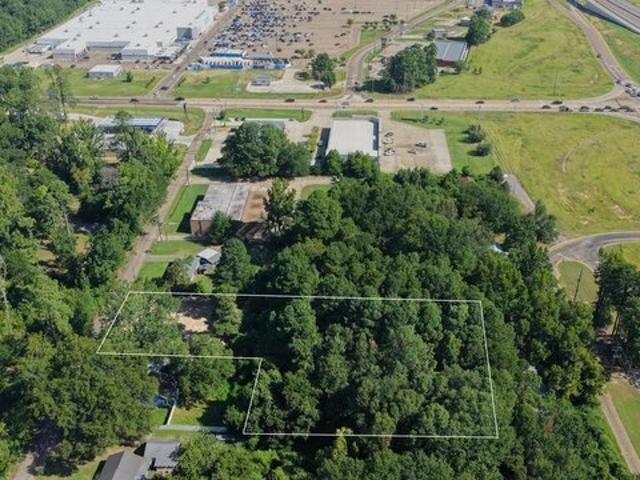 914 Elliott Rd, Texarkana, TX 75501