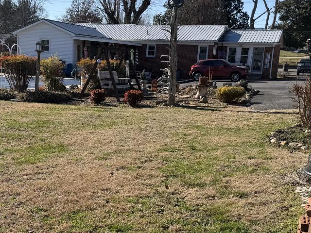 914 Faulkner Springs Rd