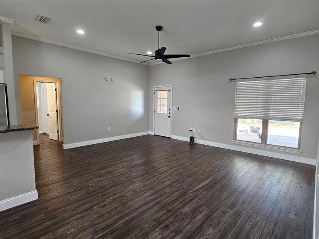 914 Key Lane