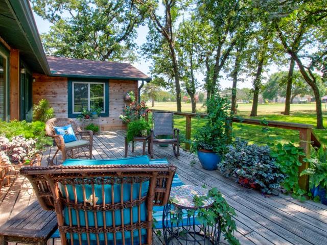 914 Kiowa Drive W