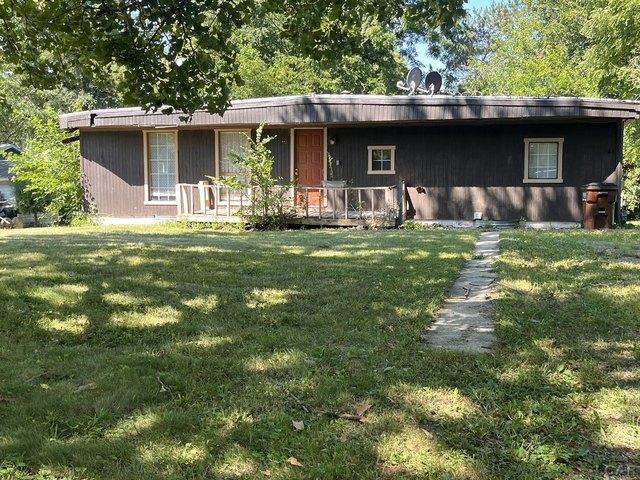 914 Hoch Ave, Adrian, MI 49221