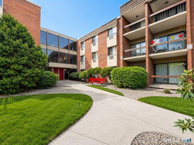 914 High Path Rd Unit 914, Windsor, CT 06095