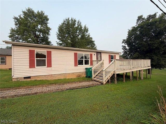 914 Hillcrest St, Parkersburg, WV 26101