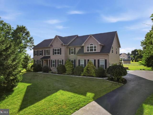 914 Hilltown Pike