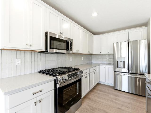 914 Indiana Avenue # 14