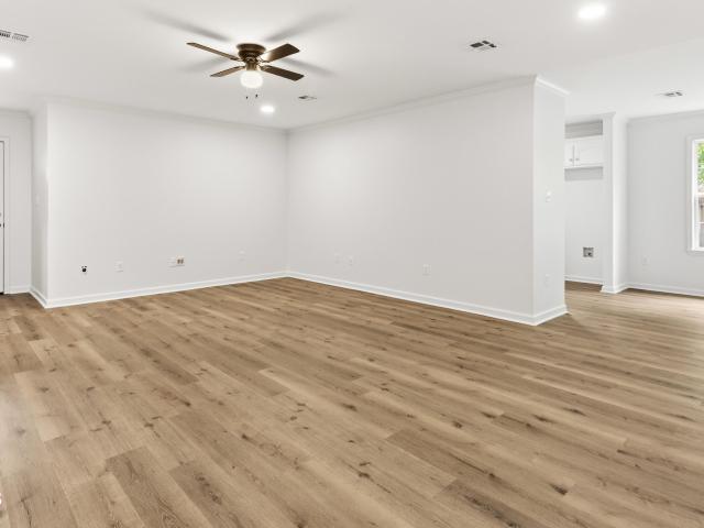 914 Olga St, Rayne, LA 70578 | MLS #RA2600003 | Compass