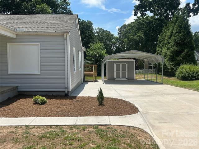 914 Linwood Road