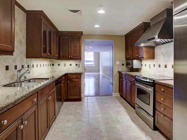 914 Main St, Unit 1107, Houston, TX 77002 | MLS #52844