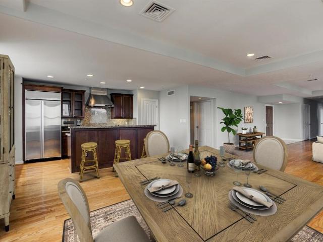 914 Main St, Unit 2202, Houston, TX 77002 | MLS #32812