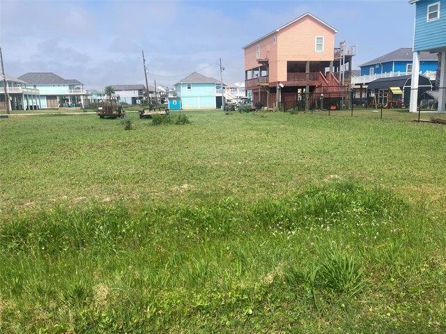 914 Meynig, Crystal Beach, TX 77650