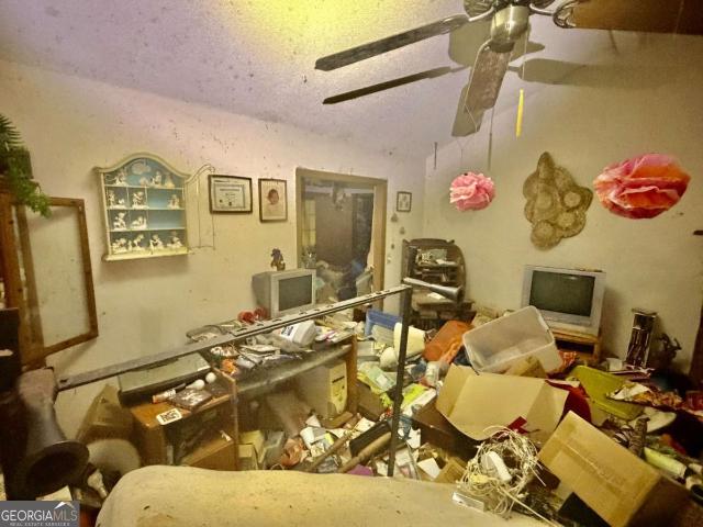 914 N Confederate Drive