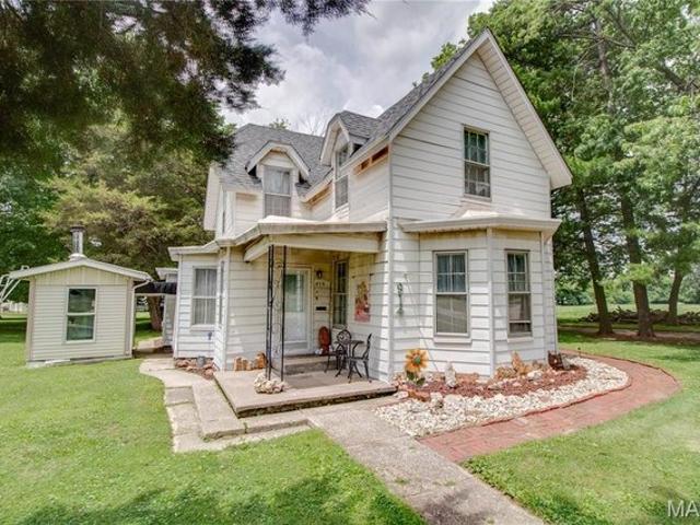 914 N Giddings Ave, Jerseyville, IL 62052