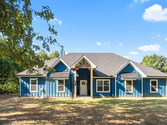 914 Pin Oak St, Trinidad, TX 75163