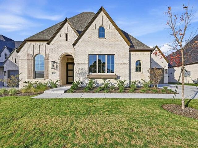 914 Roys Dr, Rockwall, TX 75087