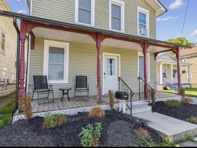 914 W Market St, Sandusky, OH 44870
