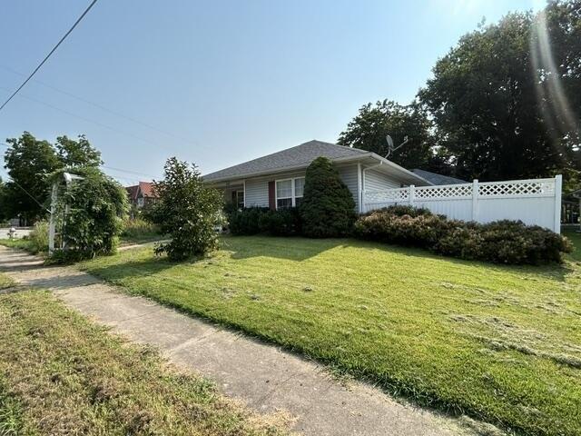 914 West Ave, Fulton, MO 65251