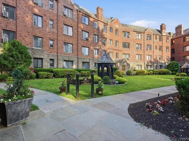 914 Wynnewood Rd Unit LL1, Pelham, NY 10803