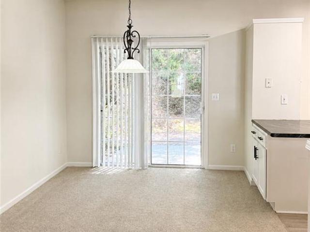 9155 Nesbit Ferry Road 82
