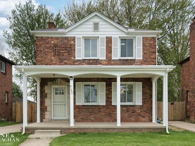 9155 Grayton St, Detroit, MI 48224