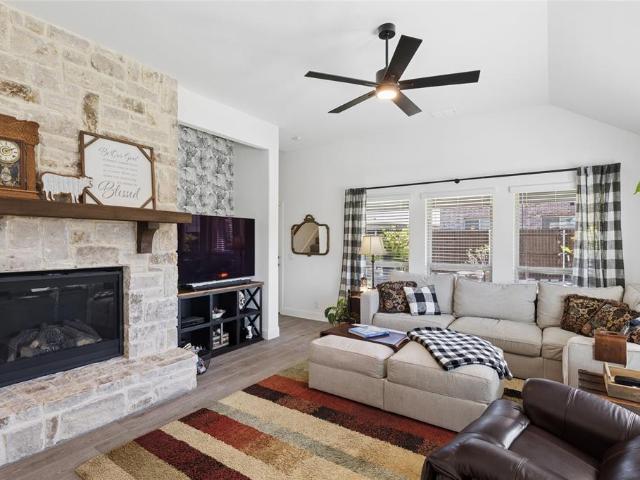 9156 Rock Nettle Dr, Fort Worth, TX 76131 | MLS #21242