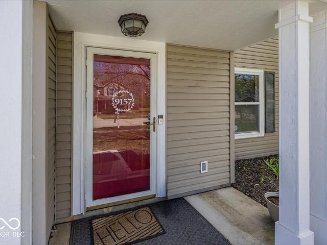 9157 Harrison Run Pl, Indianapolis, IN 46256 | MLS #22091 | Compass