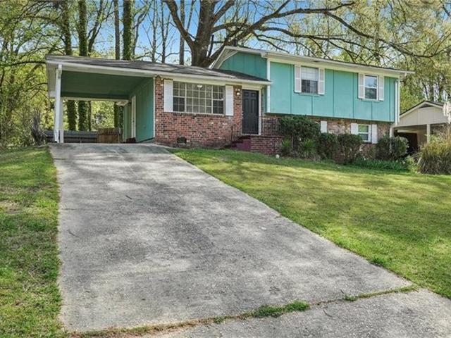 9157 Homewood Dr, Riverdale, GA 30274