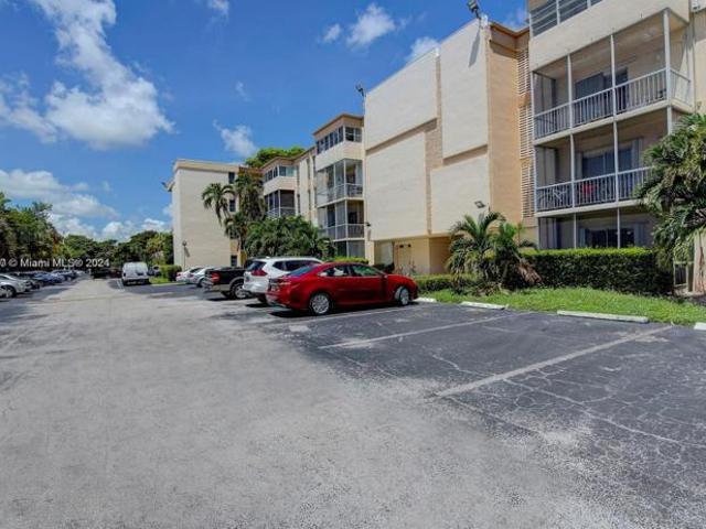9159 SW 77th Ave #210, Miami, FL 33156