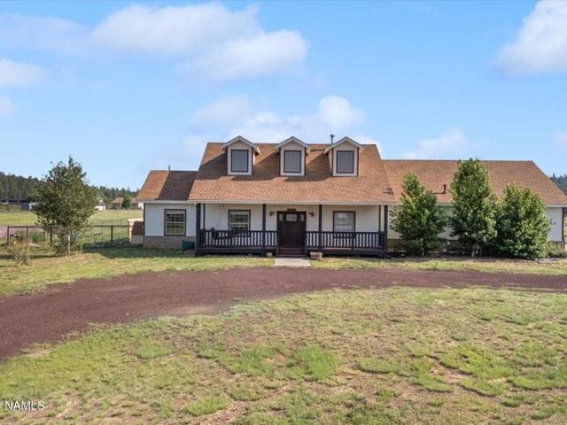 9152 E Neptune Dr, Flagstaff, AZ 86004