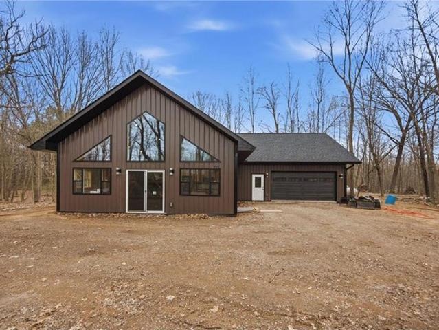 9153 Bears Ear Rd, Pine City, MN 55063