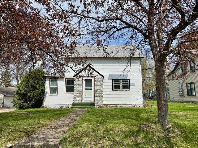 915 6th Ave E, Alexandria, MN 56308
