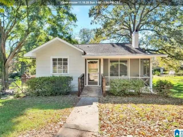 915 8TH AVE, MIDFIELD, AL 35228