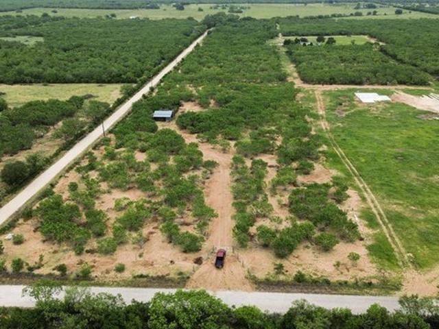 915_985 County Road 732 and County Road 7421, Yancey, TX 78886