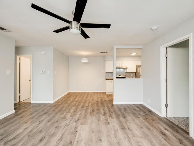 915 Chisholm Cv