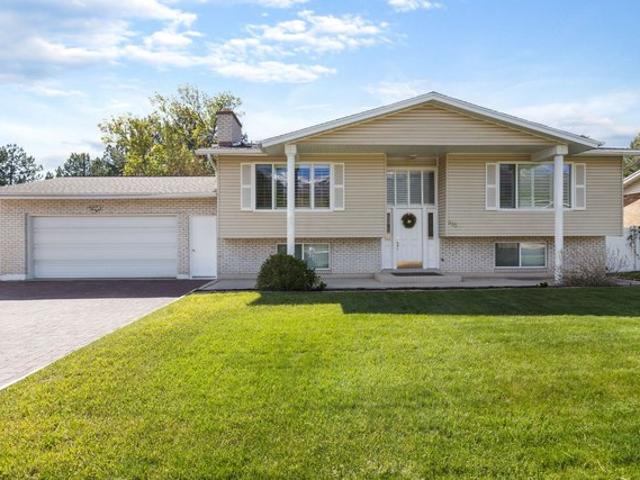 915 Aspen Way, Layton, UT 84040