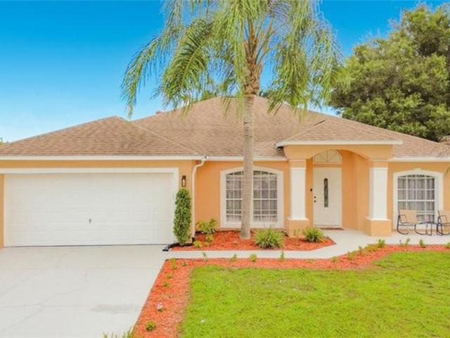 915 Bonneville Ln, Kissimmee, FL 34759