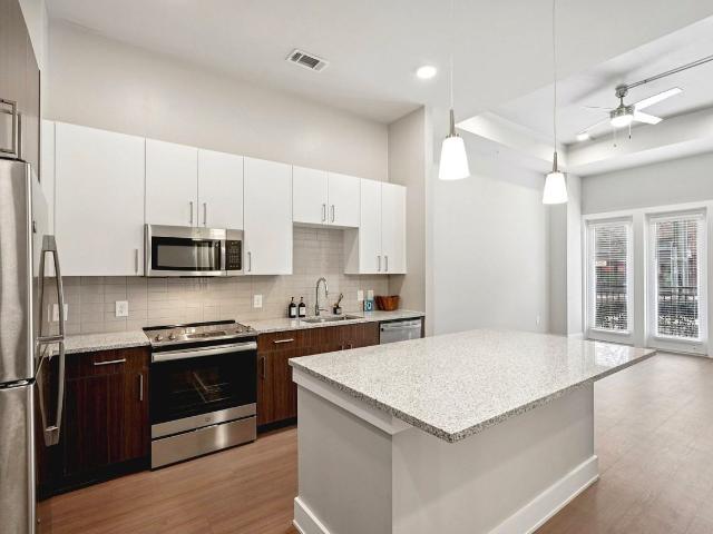915 Glenwood Apartments on the Beltline 1 Bedroom Apartment for Rent at 915 Glenwood Ave Se, Atlanta, GA 30316 Ormewood Park