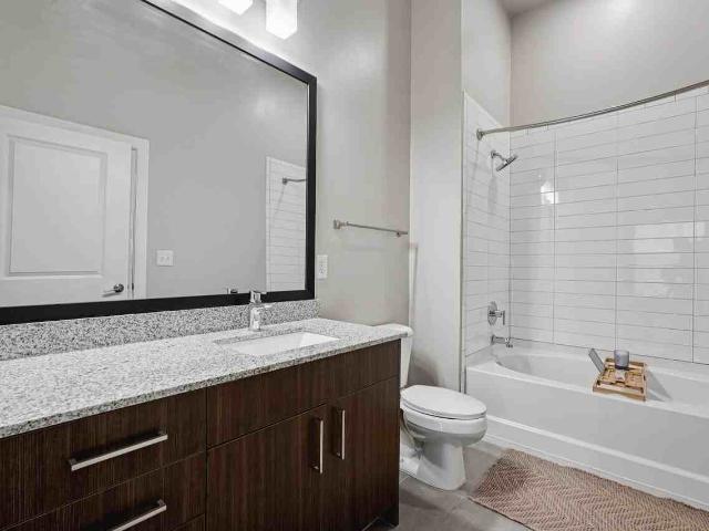 915 Glenwood Apartments on the Beltline 2 Bedroom Apartment for Rent at 915 Glenwood Ave Se, Atlanta, GA 30316 Ormewood Park