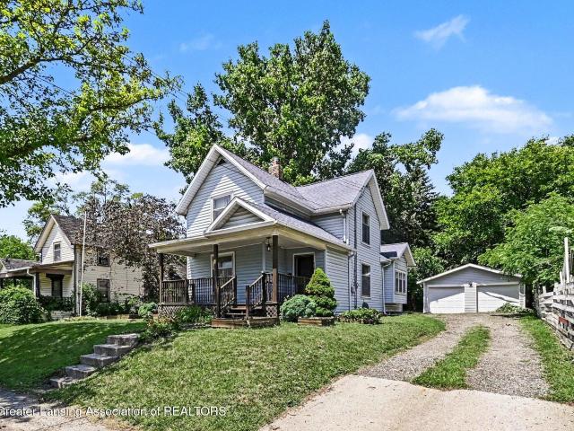 915 E Cesar E Chavez Avenue