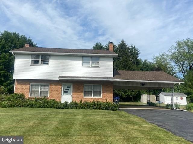 915 Forge Rd, Carlisle, PA 17015